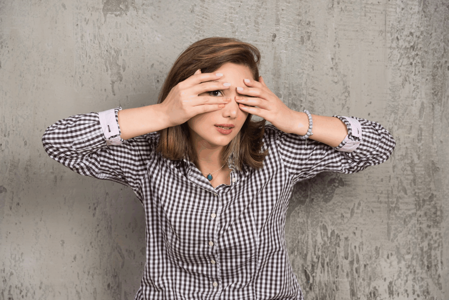 Por qué cerrar los ojos regularmente podría salvar tu salud visual en ...